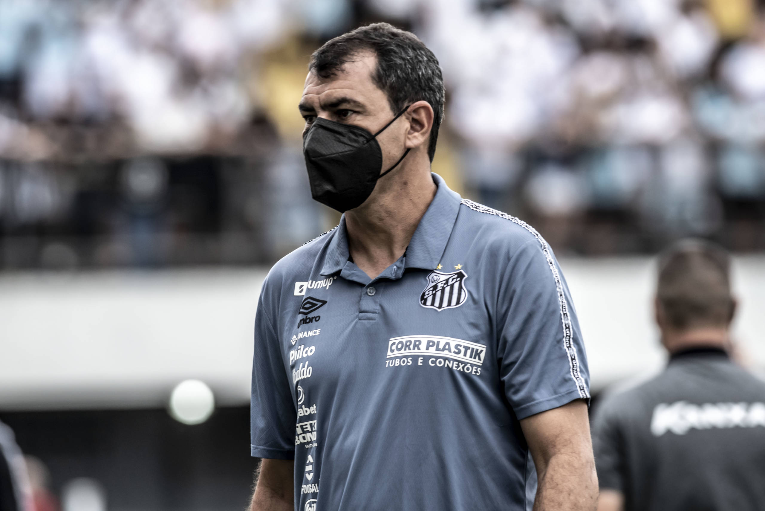 Carille relembra "difícil missão" no Santos e se despede: "Grato pela ...