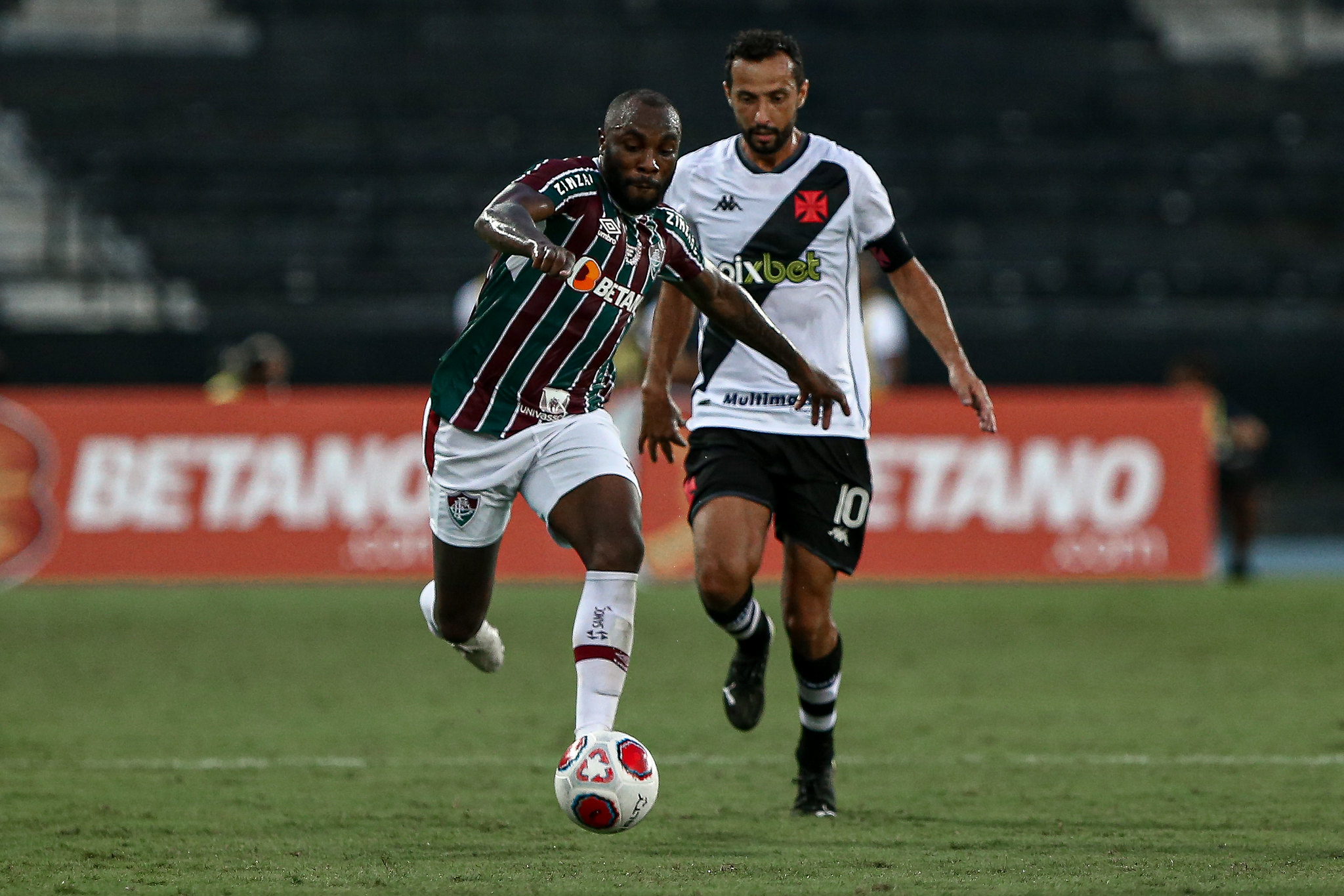 Manoel ganha vitória de presente de aniversário e vê Fluminense no ...