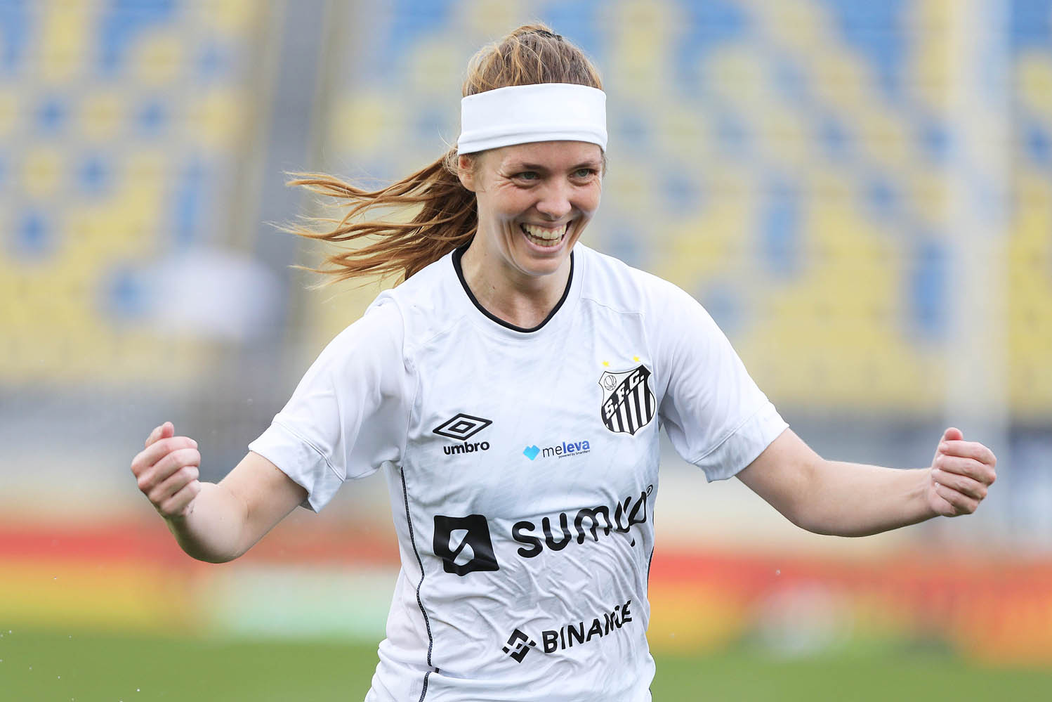 Ketlen fala sobre ligação com o Santos e destaca "momento maravilhoso ...