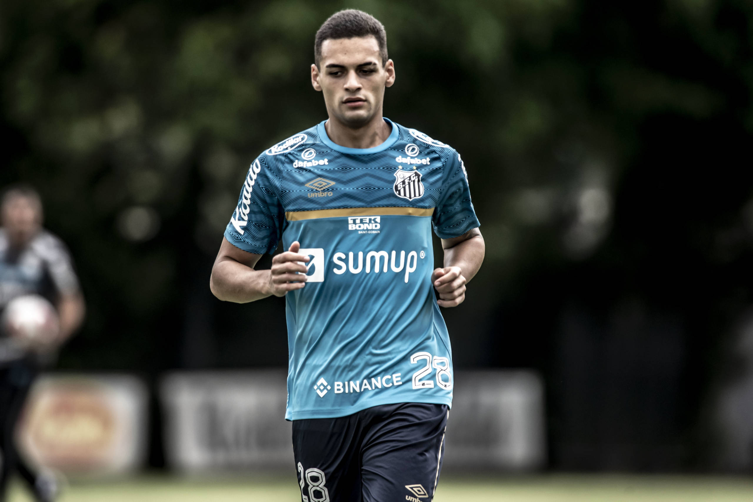 Kaiky passa por momento de instabilidade no Santos e vê concorrência ...