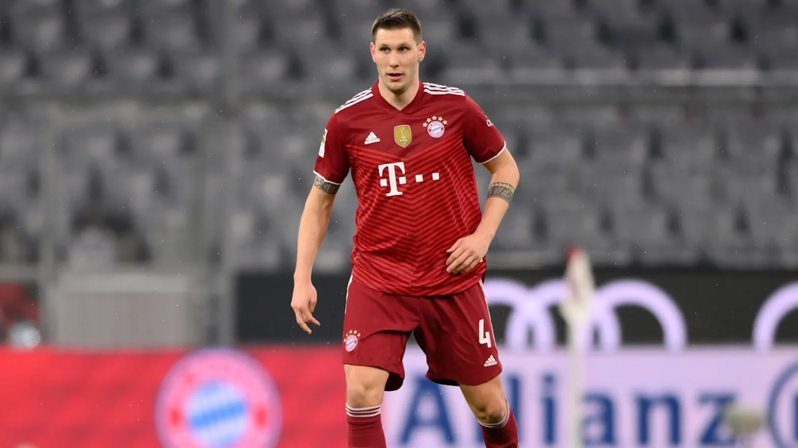 Sule se lesiona no treino e desfalca Bayern de Munique - Gazeta Esportiva