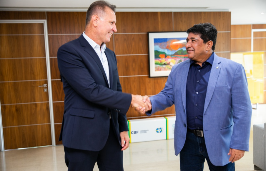 Veja fotos da chegada de Wilson Seneme ao comando da arbitragem da CBF ...