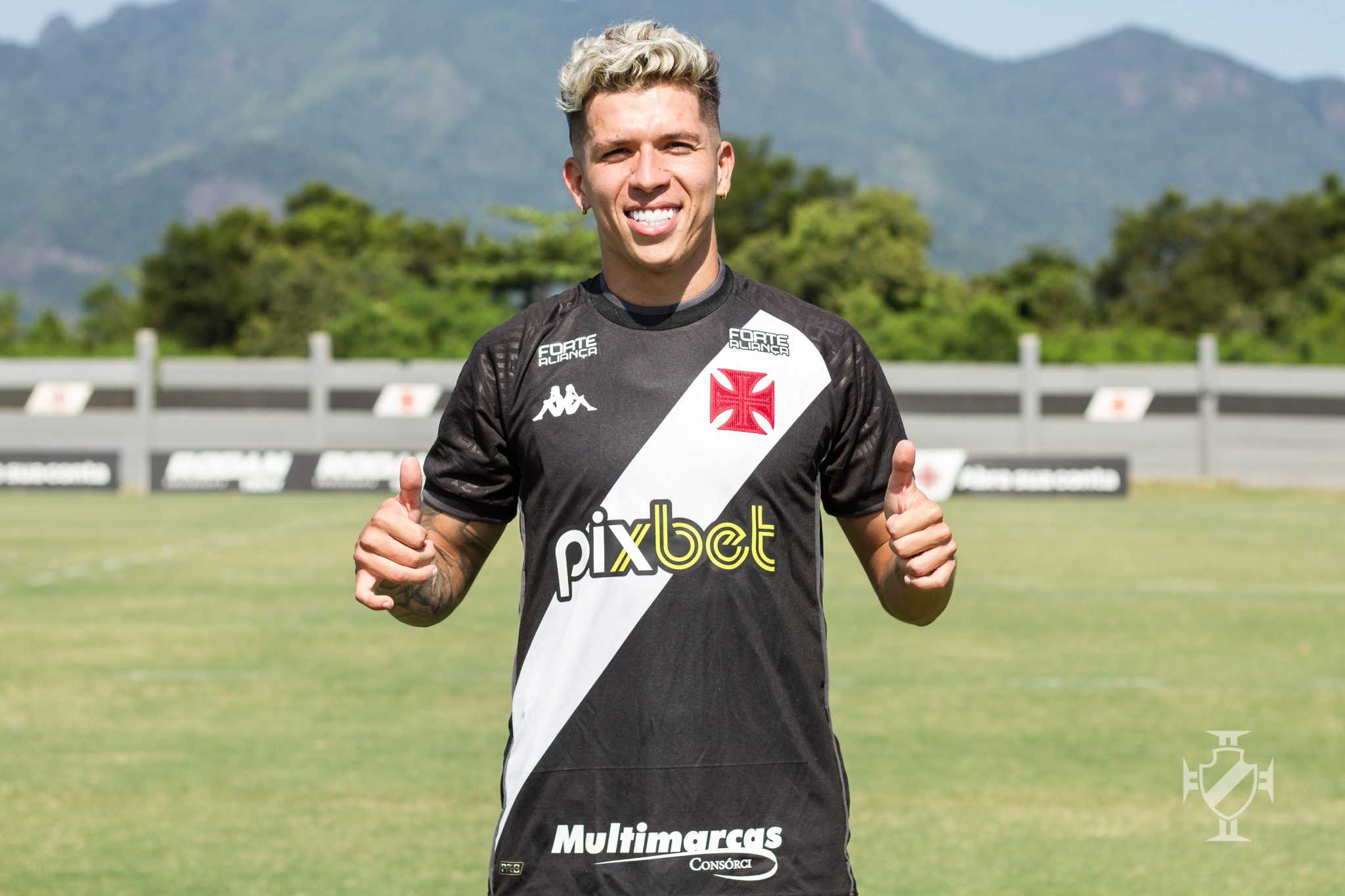 Bruno Nazário quer atuar apenas como meia no Vasco - Gazeta Esportiva