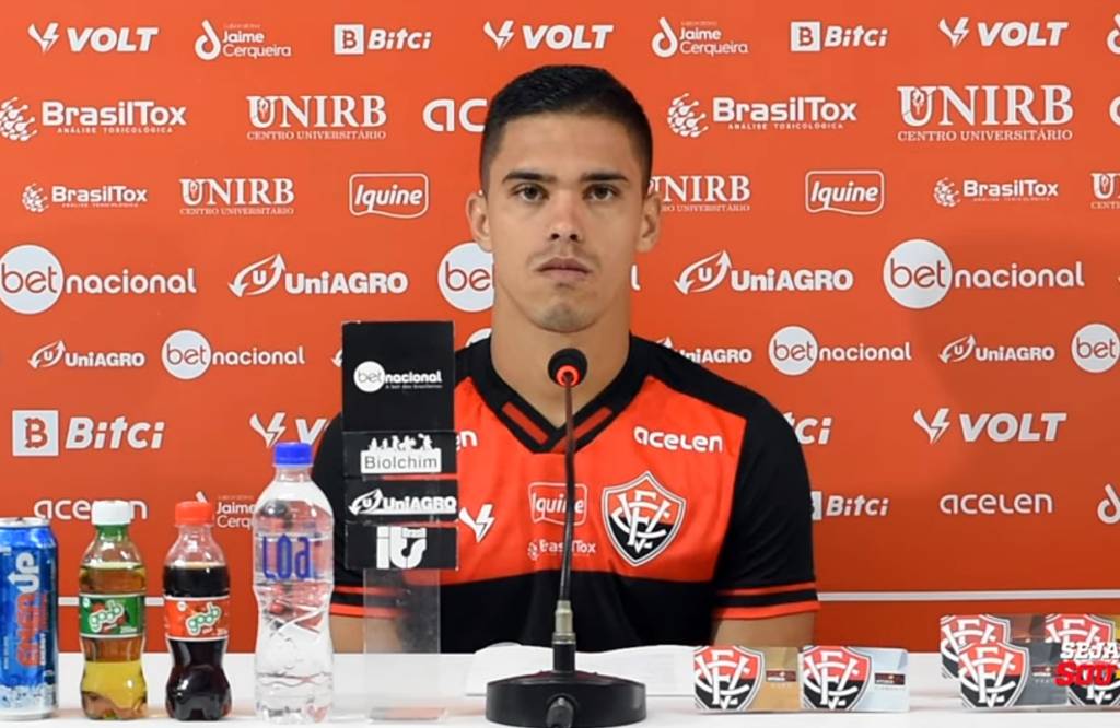 Vitória apresenta o zagueiro Danilo Cardoso para a temporada - Vídeos ...