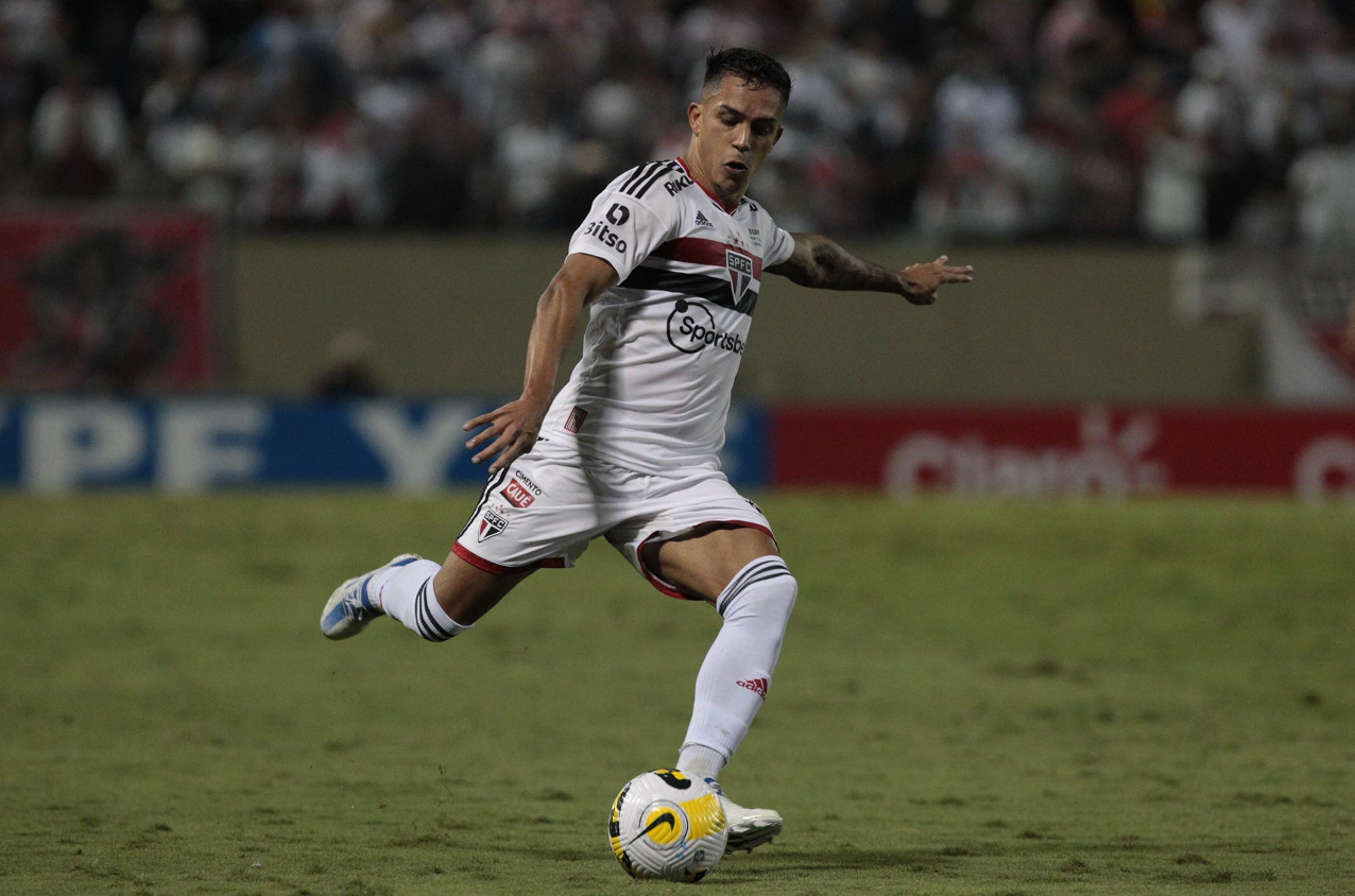 Com gol e assistências, Igor Vinícius cresce de produção no São Paulo ...