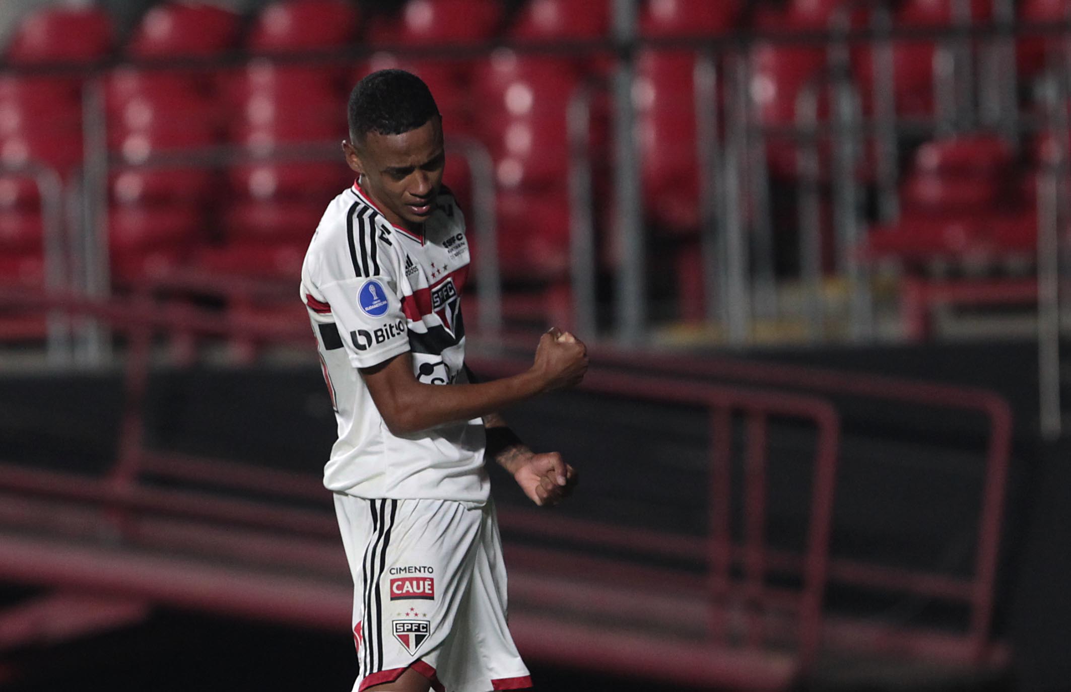 Caio diz que vitória sobre Ayacucho vai ficar marcada na sua vida e ...