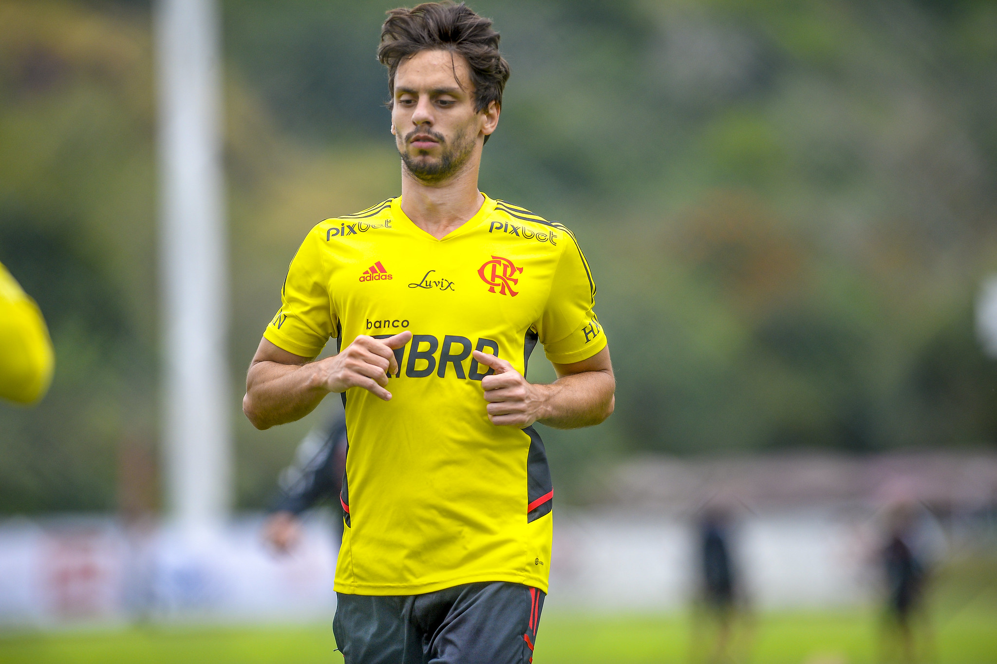 Rodrigo Caio admite receio por fim de carreira após lesão no joelho ...