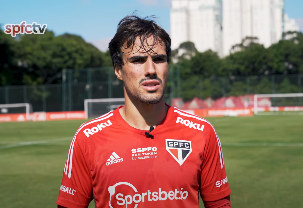 Igor Gomes fala em “entrega e dedicação” do São Paulo para visitar o ...