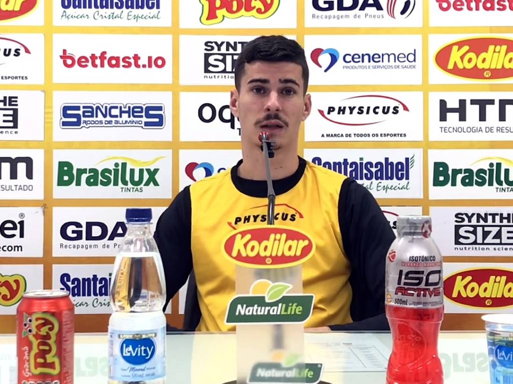 Rômulo fala da evolução pessoal no elenco profissional do Novorizontino ...