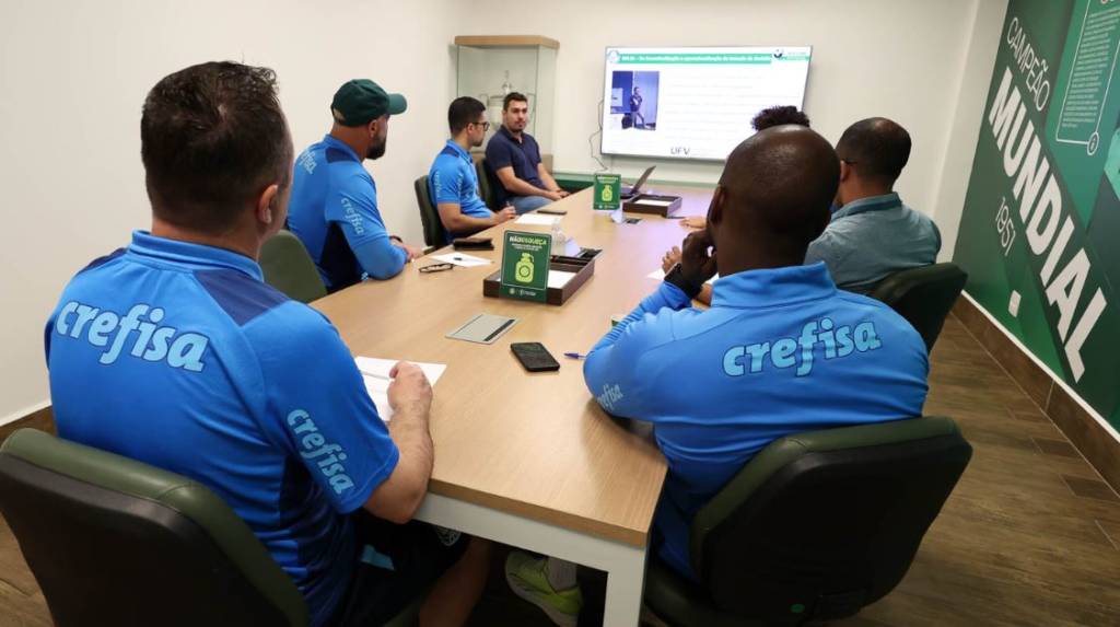 Analista de mercado do Palmeiras participa de seminário sobre tomada de ...