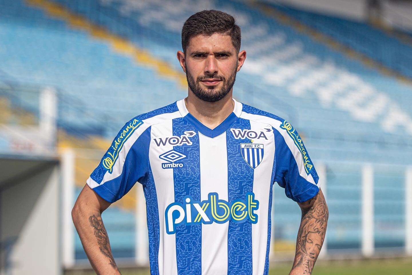 Avaí confirma a contratação do lateral Thales Oleques - Gazeta Esportiva