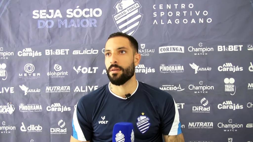 Rodrigo Rodrigues projeta próxima partida do CSA na Série B - Vídeos ...