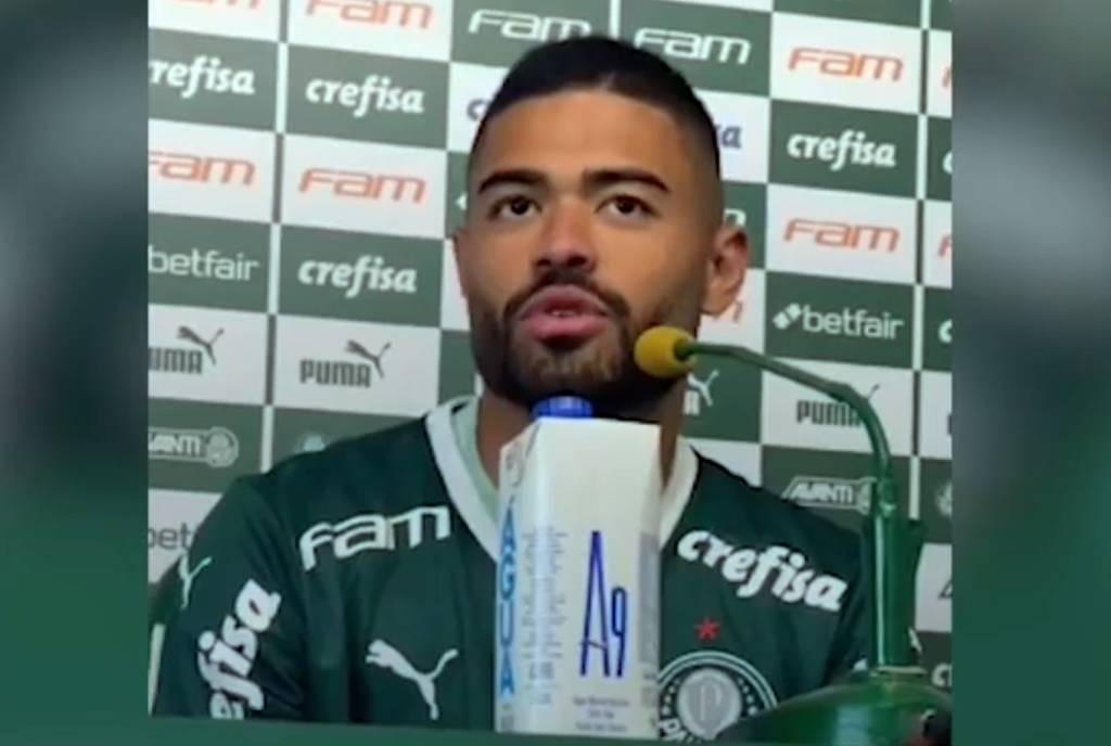 Bruno Tabata destaca suas características em apresentação no Palmeiras ...