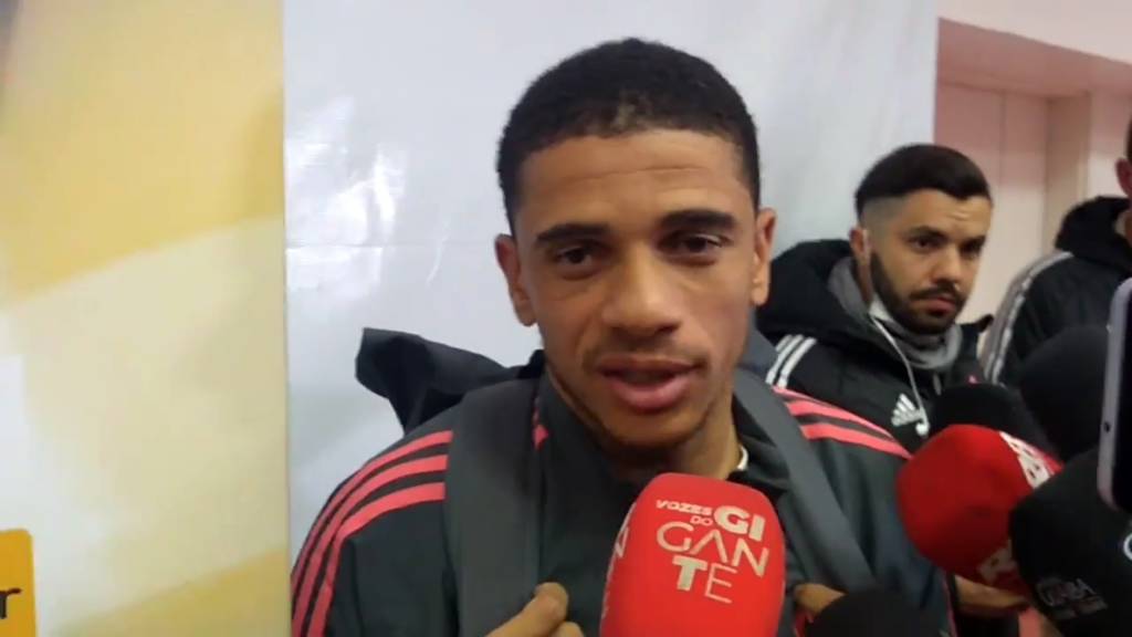 “Sei que minha atuação foi muito muito abaixo do que vinha jogando ...