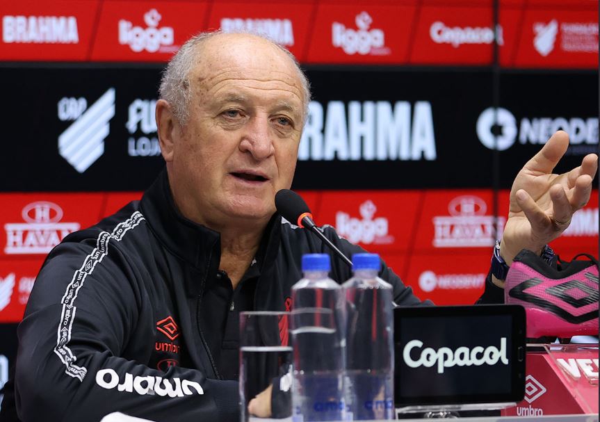 Felipão entende que Palmeiras tentou definir título brasileiro, mas ...