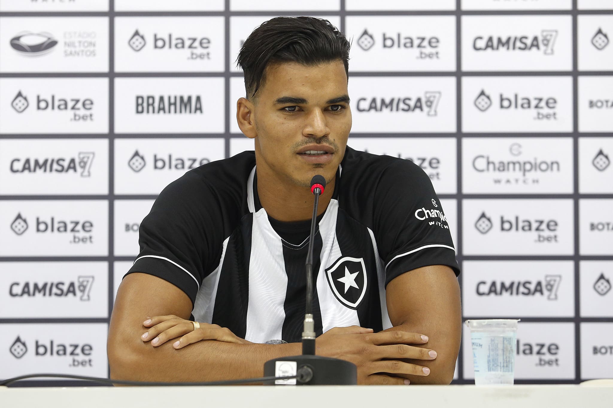 Danilo Barbosa é apresentado no Botafogo e se emociona ao recordar ...