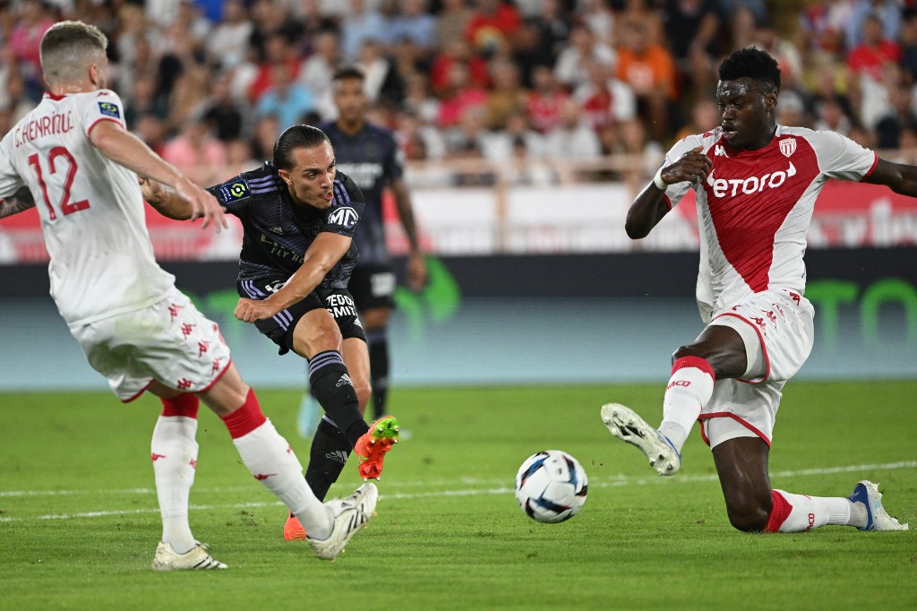 Veja fotos do jogo entre Monaco e Lyon pelo Campeonato Francês - Gazeta ...