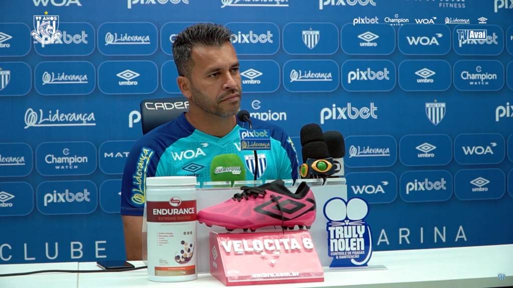 Gledson fala da expectativa para o duelo do Avaí contra o São Paulo ...