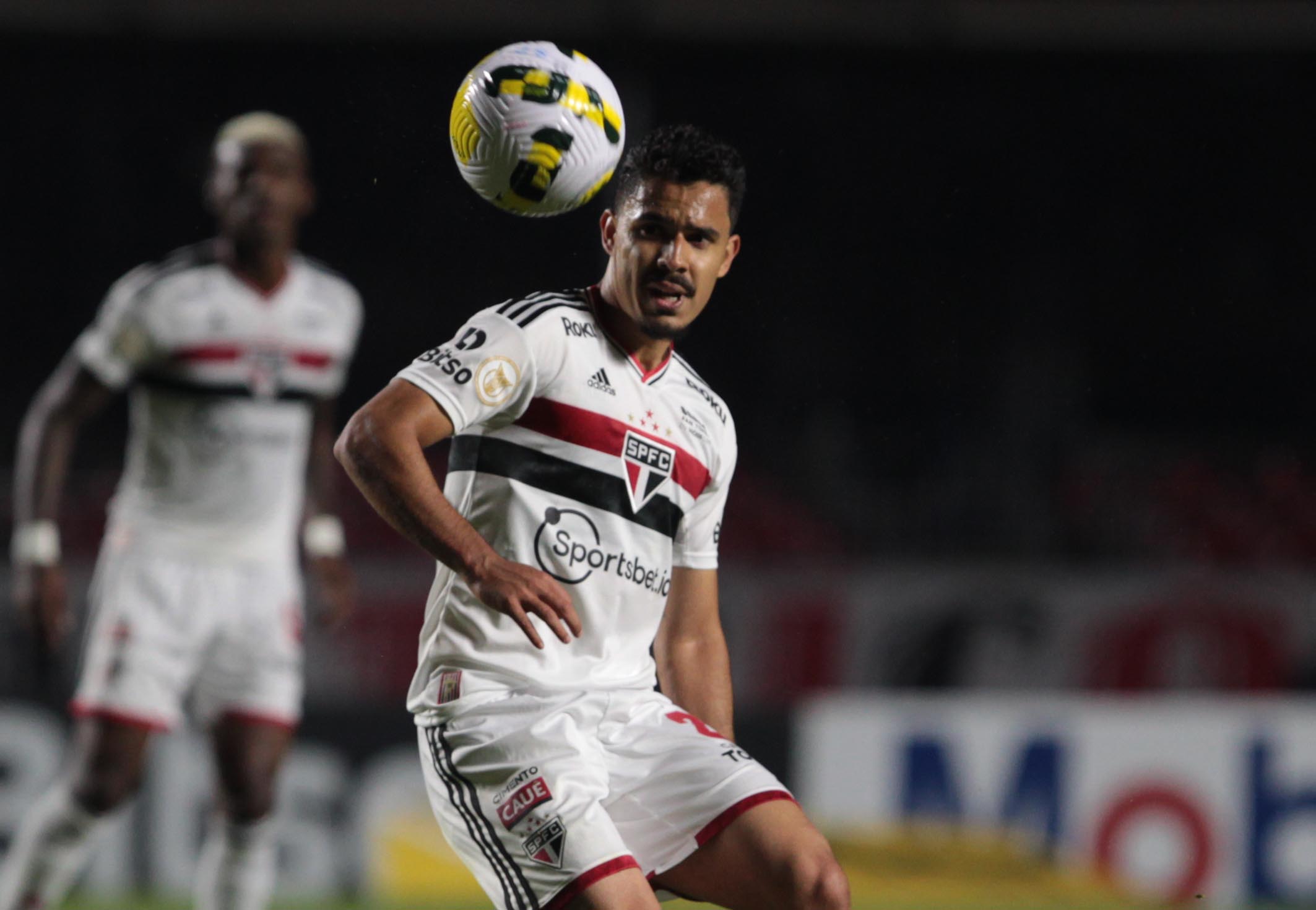 Aniversariante do dia, André Anderson sinaliza retorno no São Paulo mas ...