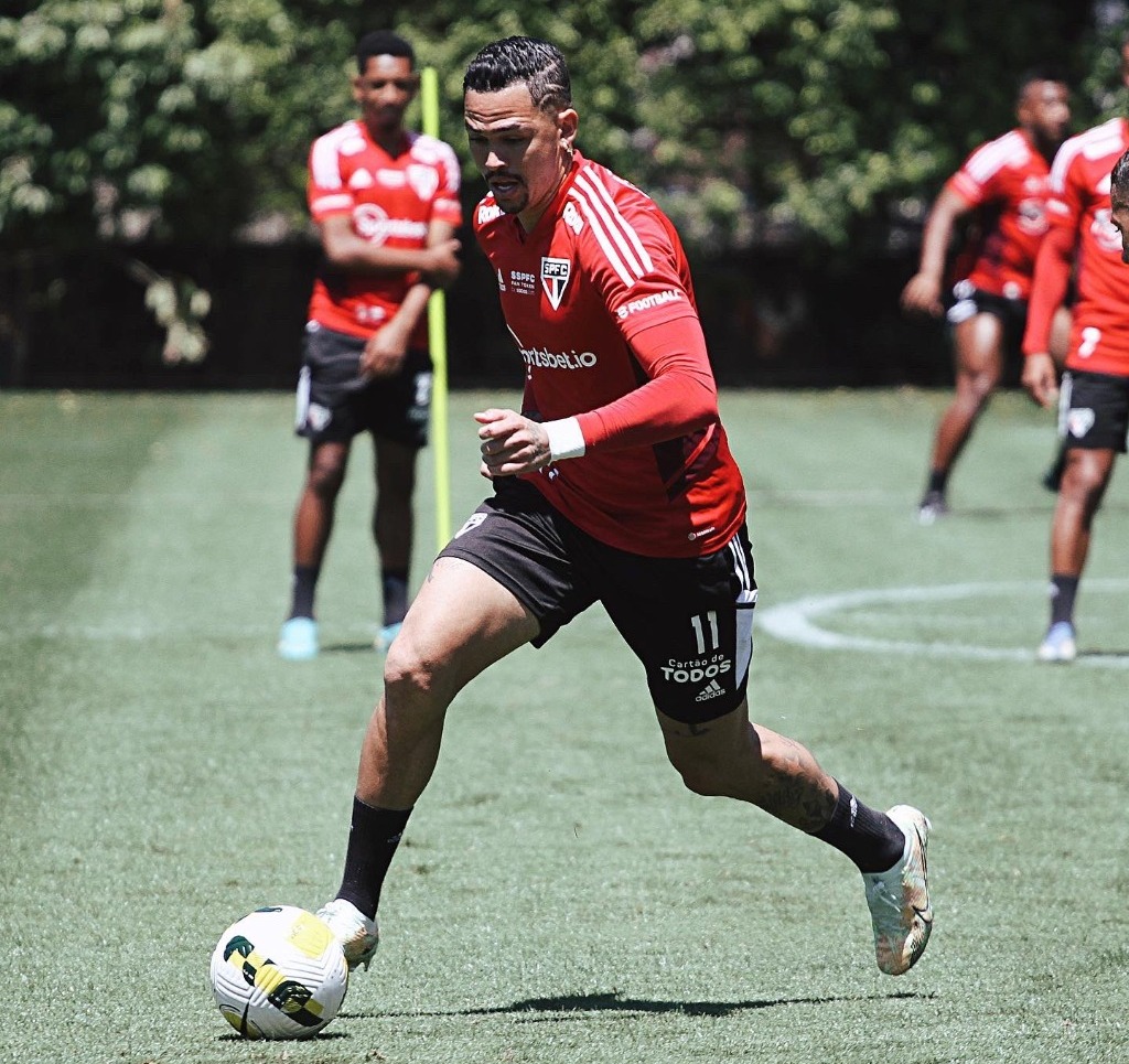 Aniversariante do dia, André Anderson sinaliza retorno no São Paulo mas ...