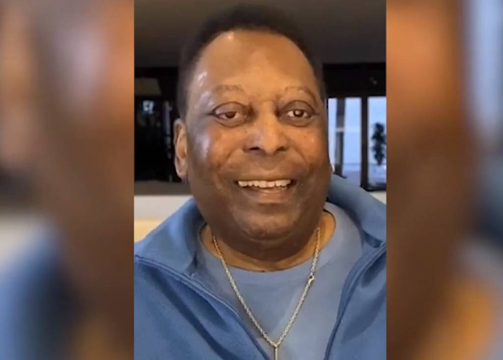 Pelé agradece fãs por alcançar os 10 milhões de seguidores no Instagram ...