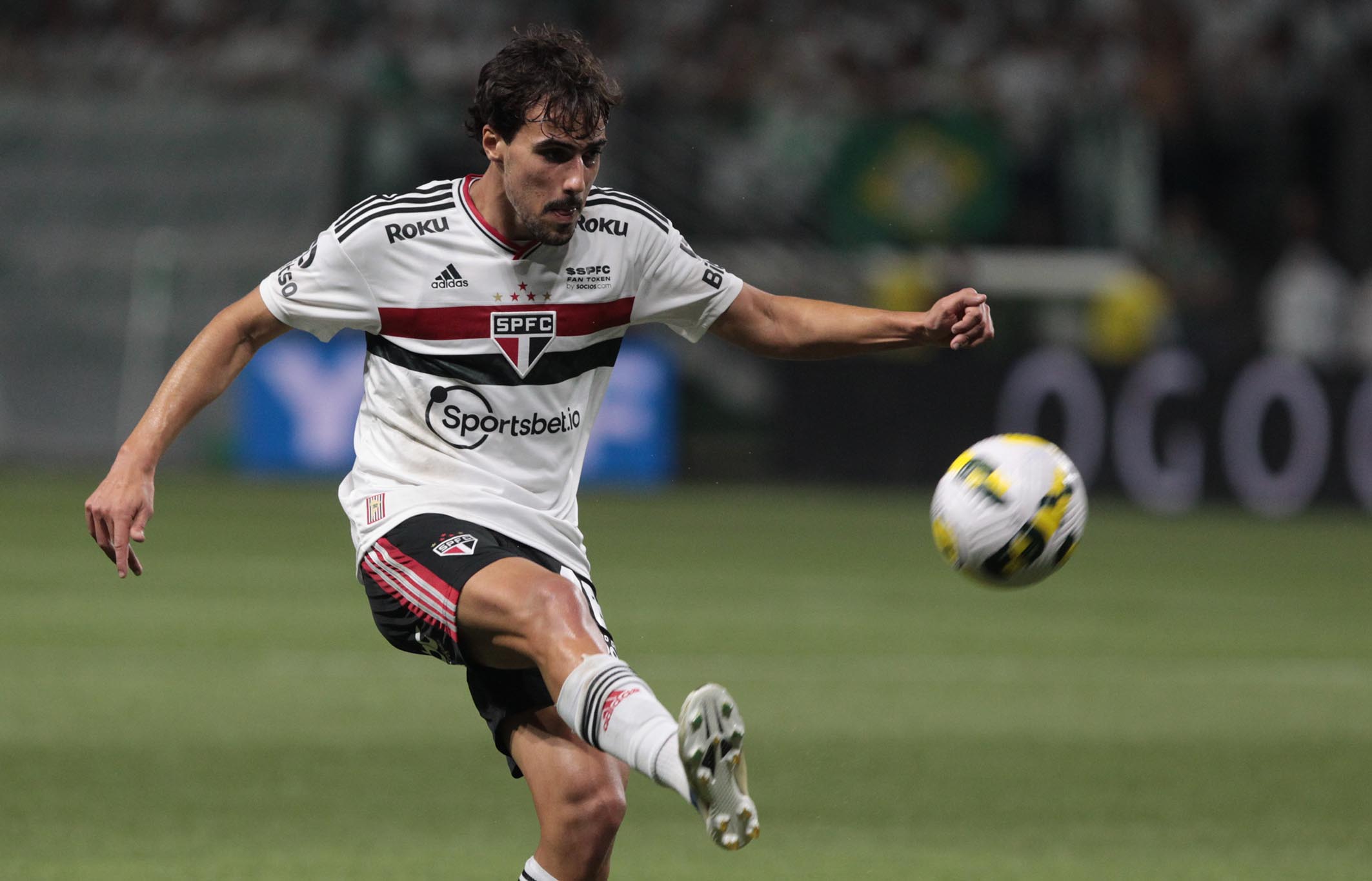 Sem Alisson, Igor Gomes deve voltar a ser titular no Choque-Rei