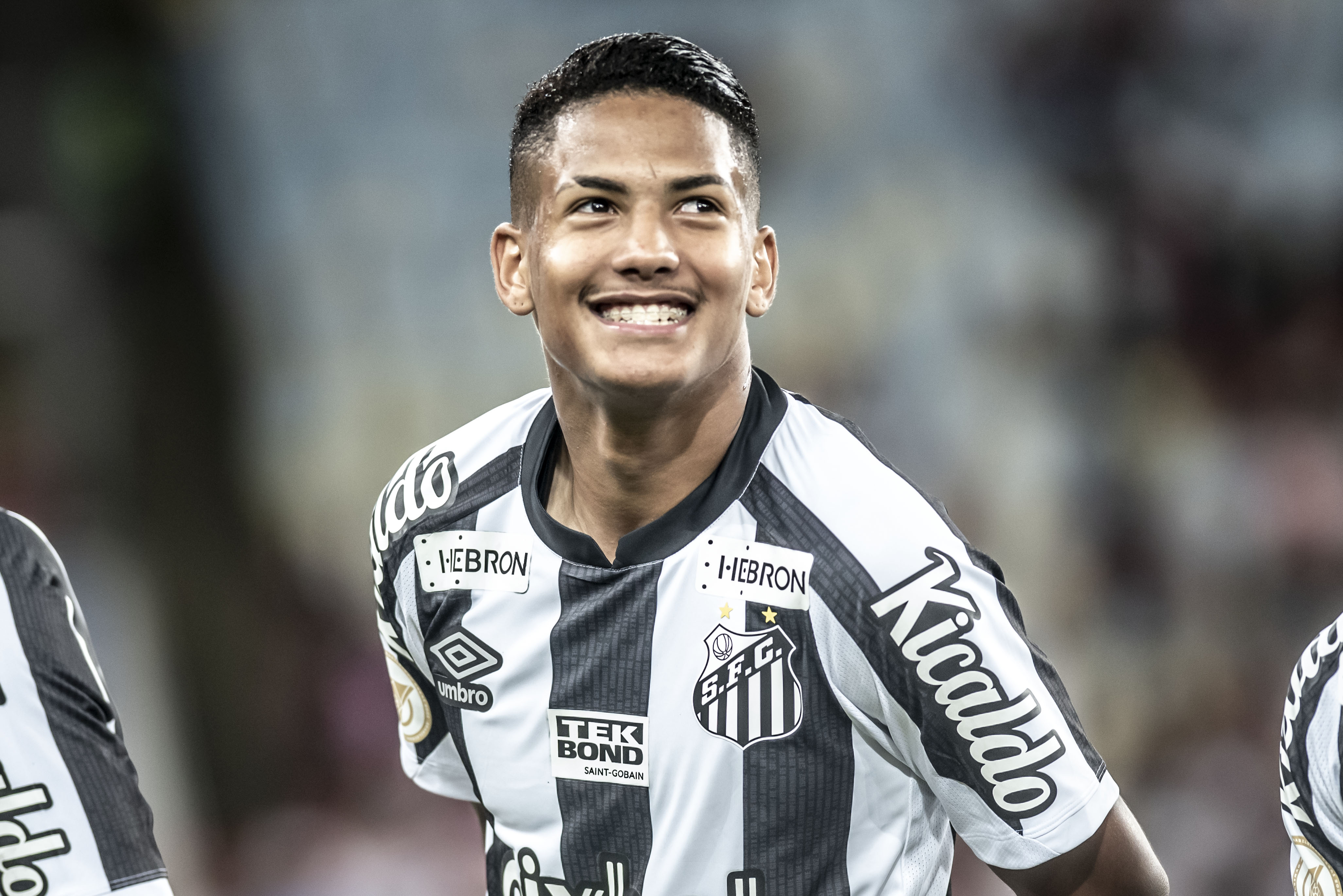 Ângelo, do Santos, é o quinto maior garçom e o segundo com mais dribles ...