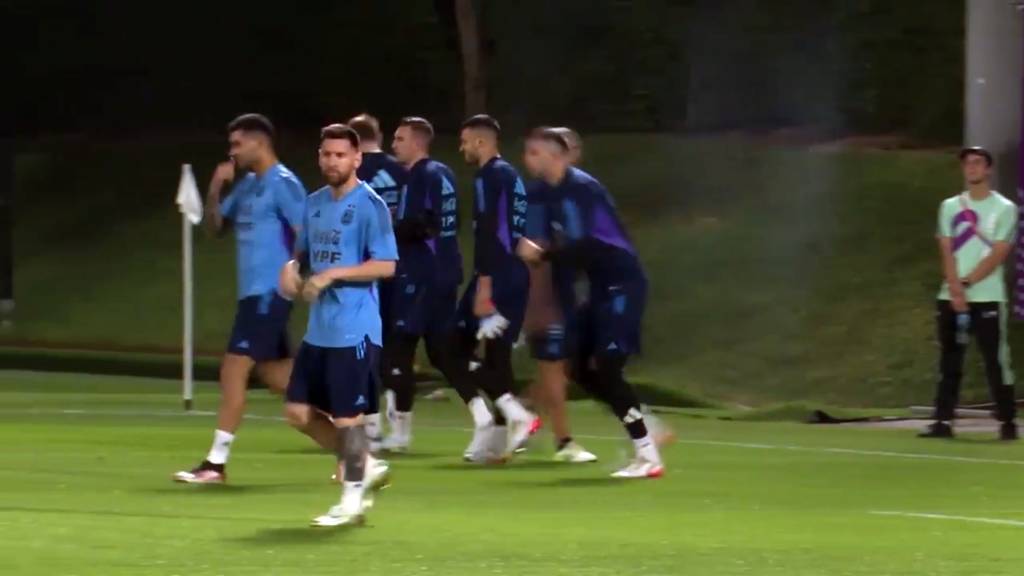 Com Messi, seleção argentina treina de olho no duelo contra a Holanda ...