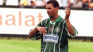 Palmeiras parabeniza Djalminha, campeão paulista com o "ataque dos 100 ...