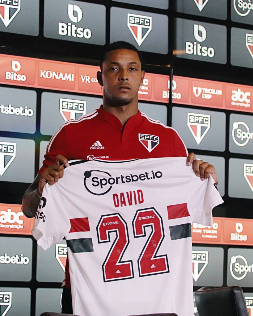 Veja fotos da apresentação de David como novo reforço do São Paulo ...