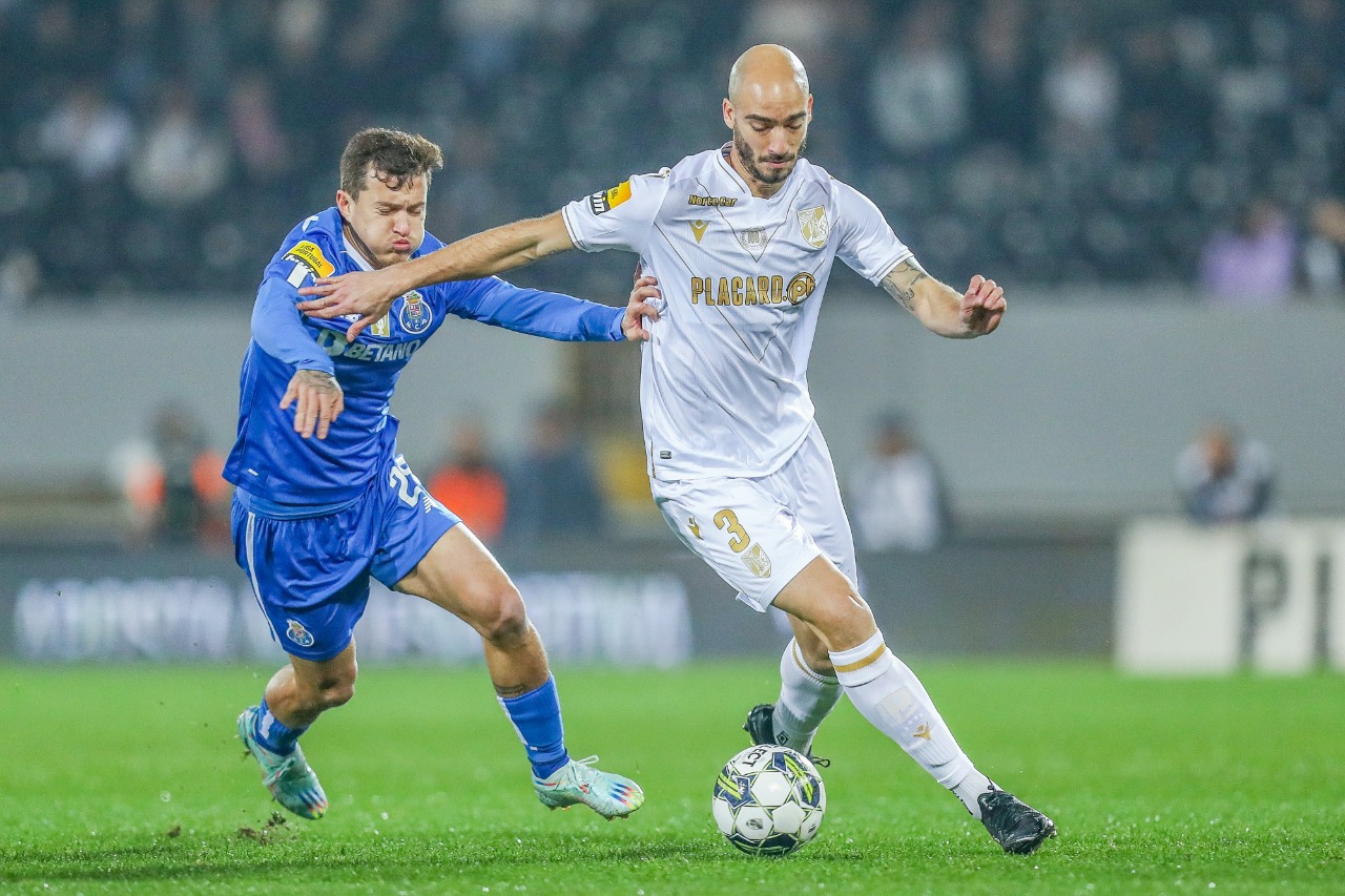 Veja fotos de Vitória de Guimarães x Porto pelo Campeonato Português ...