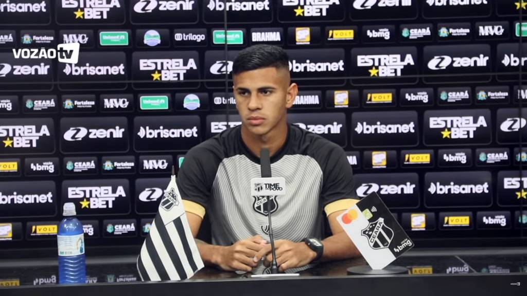 Cria da base, David Ricardo comemora 1° gol pelo Ceará - Vídeos ...