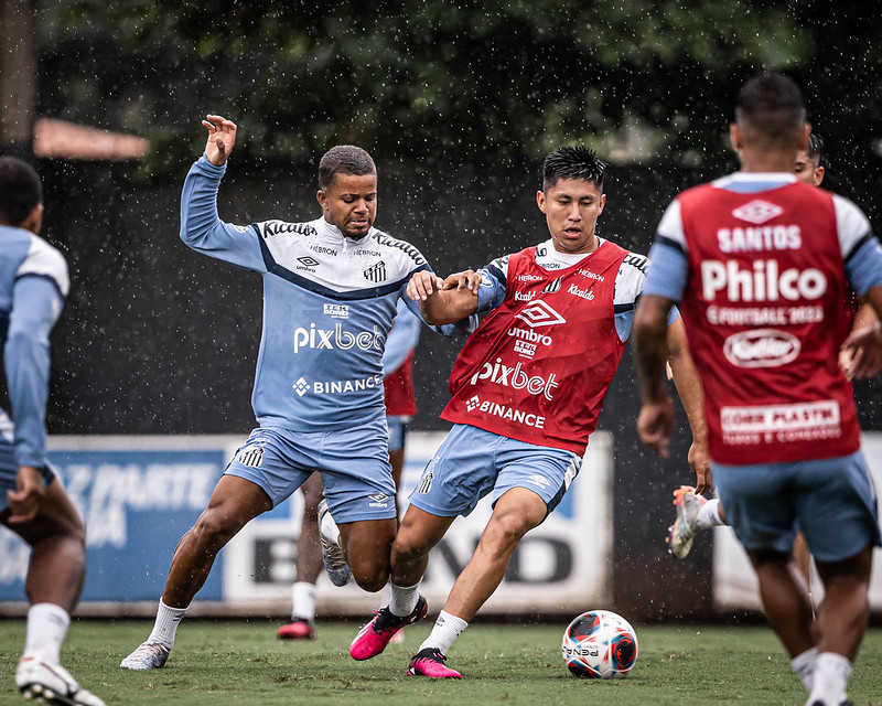 Kevin Malthus vive expectativa de voltar a jogar pelo Santos após longo ...