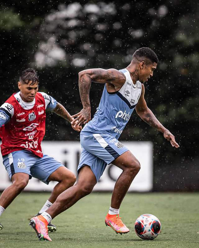 Kevin Malthus vive expectativa de voltar a jogar pelo Santos após longo ...