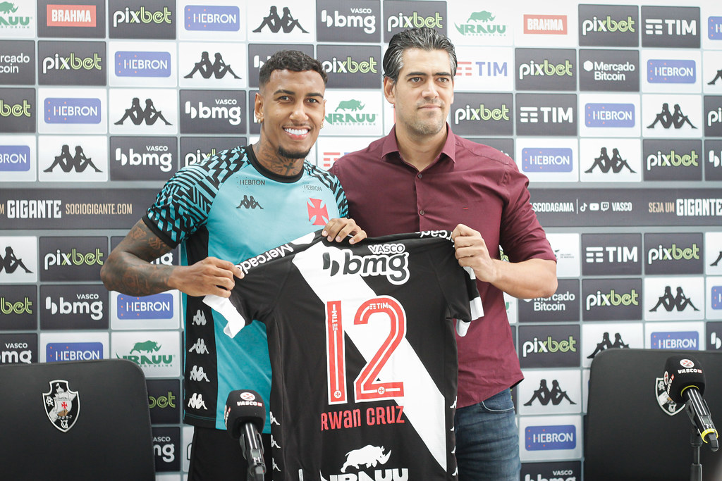 Ex-Santos, Rwan Cruz é apresentado oficialmente no Vasco - Gazeta Esportiva