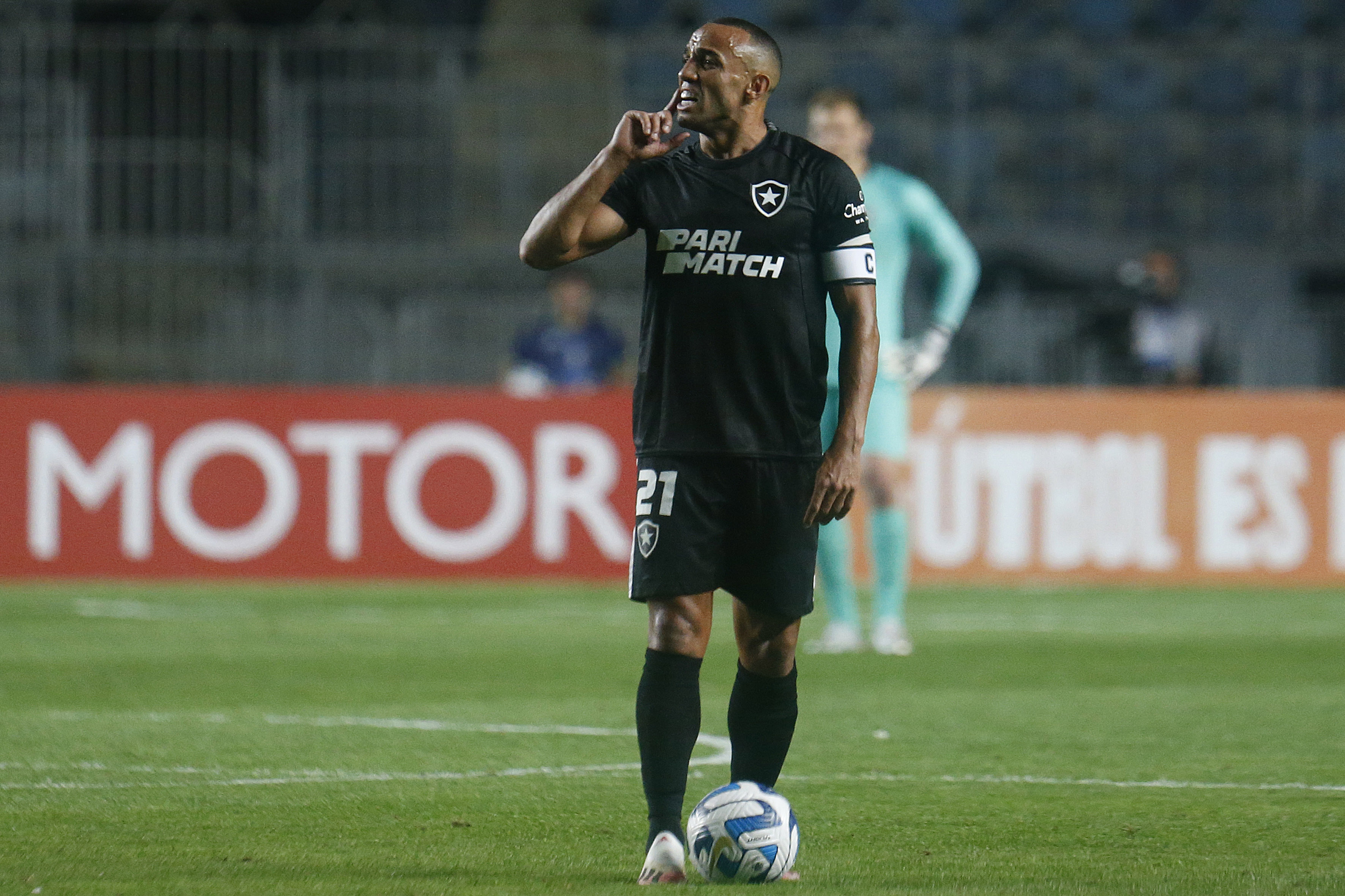 Marçal valoriza ponto fora de casa do Botafogo na Sul-Americana: "Não é ...