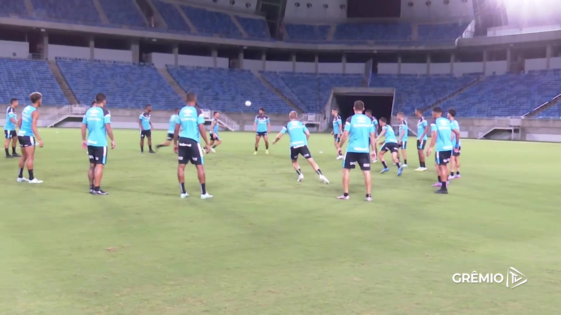 Grêmio chega em Natal e treina na Arena das Dunas - Gazeta Esportiva