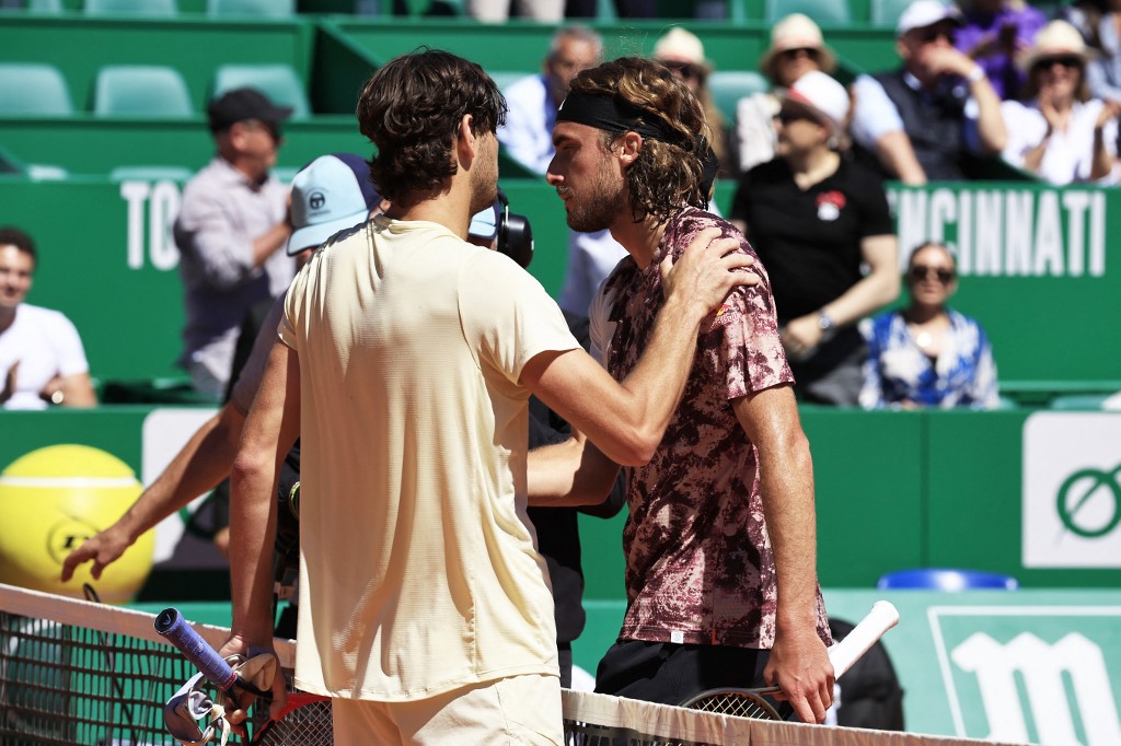 Tsitsipas cai nas quartas para Fritz; Rune elimina Medvedev