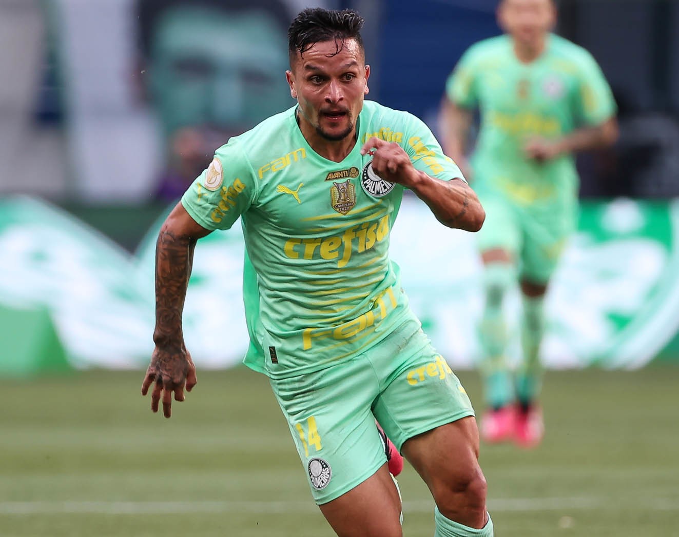 Com Artur ainda em adaptação, vaga de Veiga segue sem substituto ...