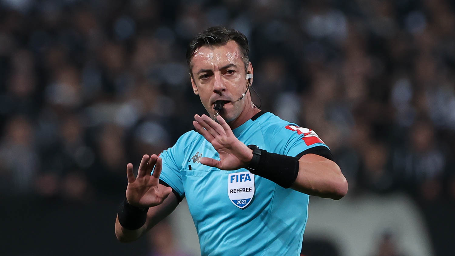 CBF define equipe de arbitragem para clássico entre Santos e Palmeiras ...