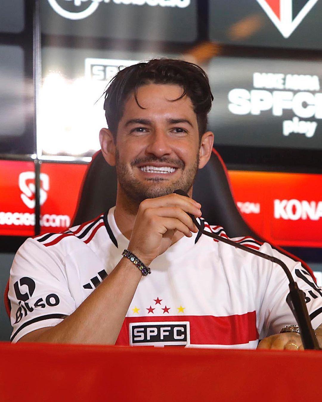 Veja fotos da apresentação de Alexandre Pato no São Paulo - Gazeta ...