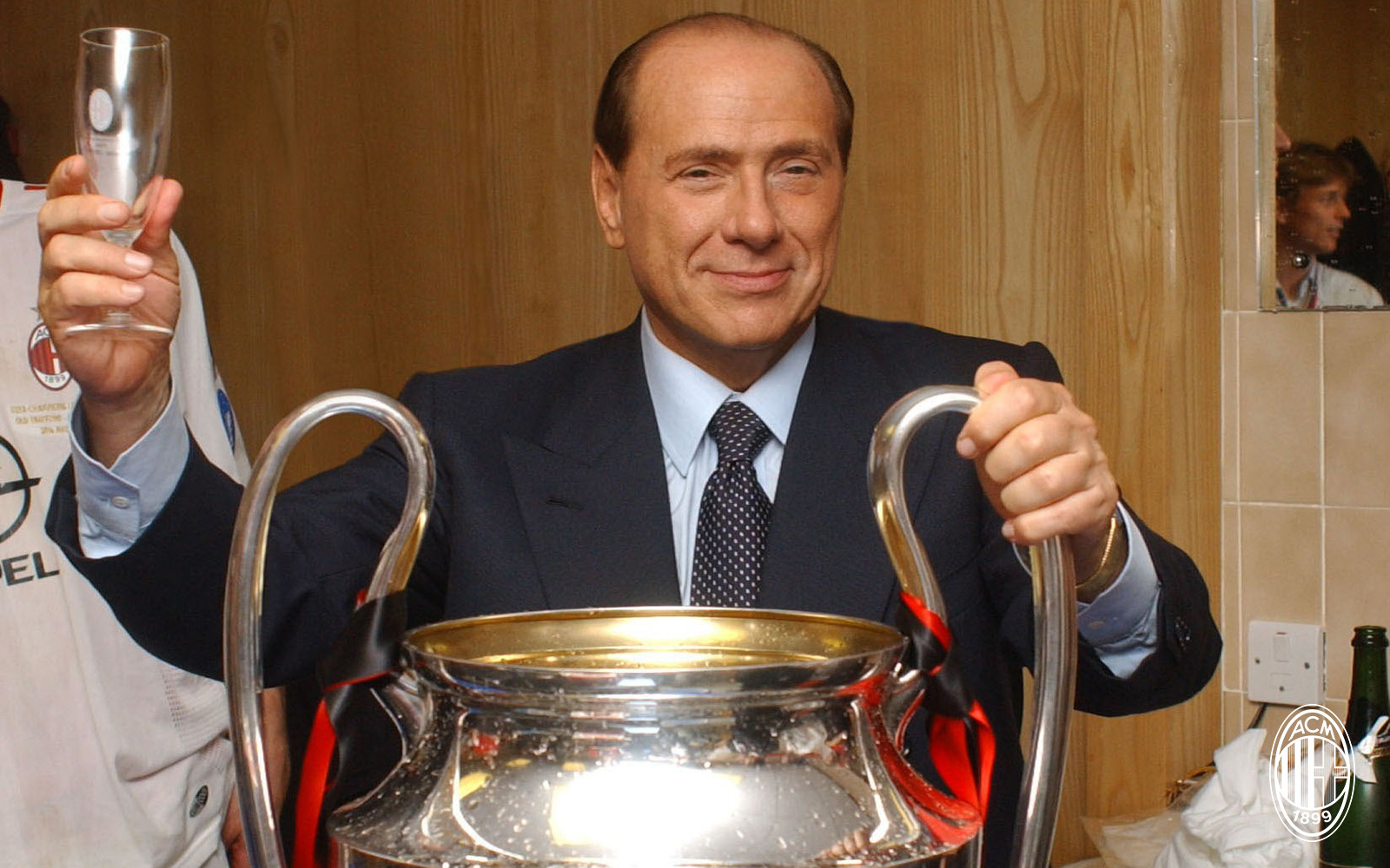 Veja fotos de Silvio Berlusconi como presidente do Milan