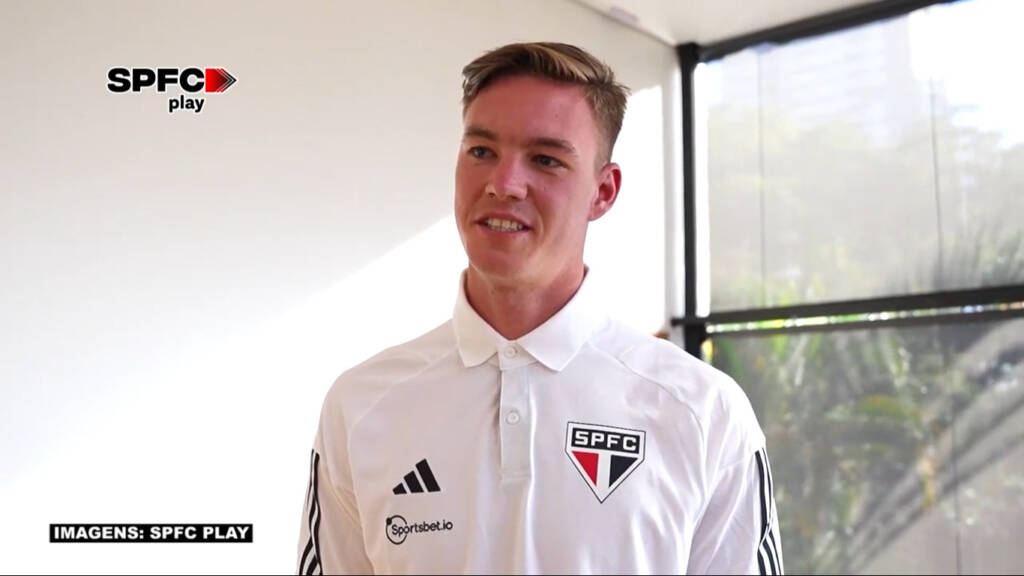 Cria da base do São Paulo, Young comemora renovação de contrato: “Minha ...