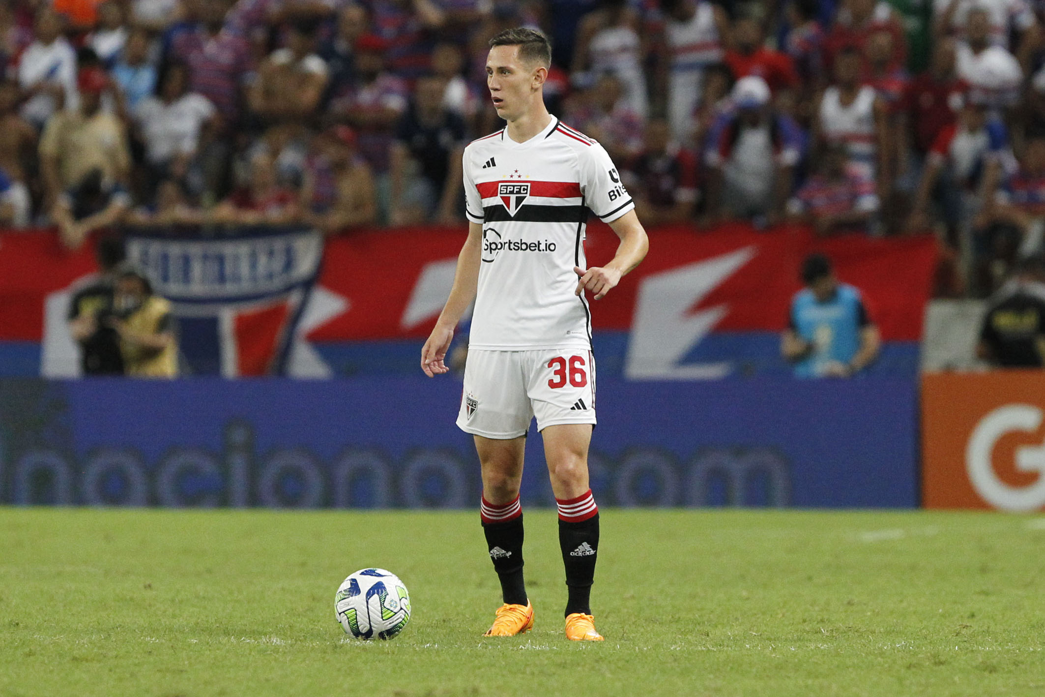Sem Caio Paulista, Patryck será titular do São Paulo contra o Fluminense
