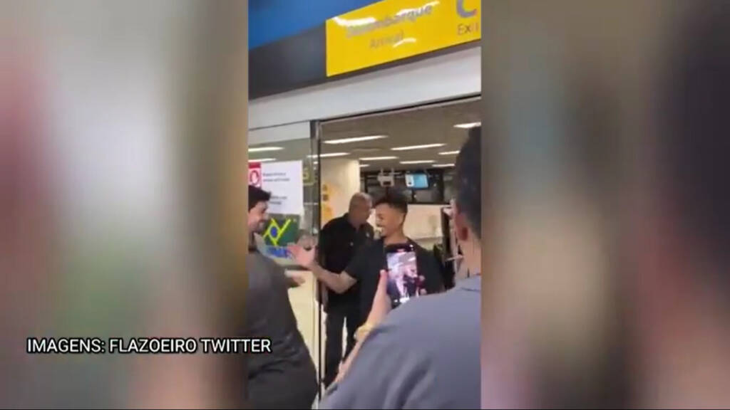 Allan chega ao Rio e revela conversa com Sampaoli - Vídeos - Gazeta ...