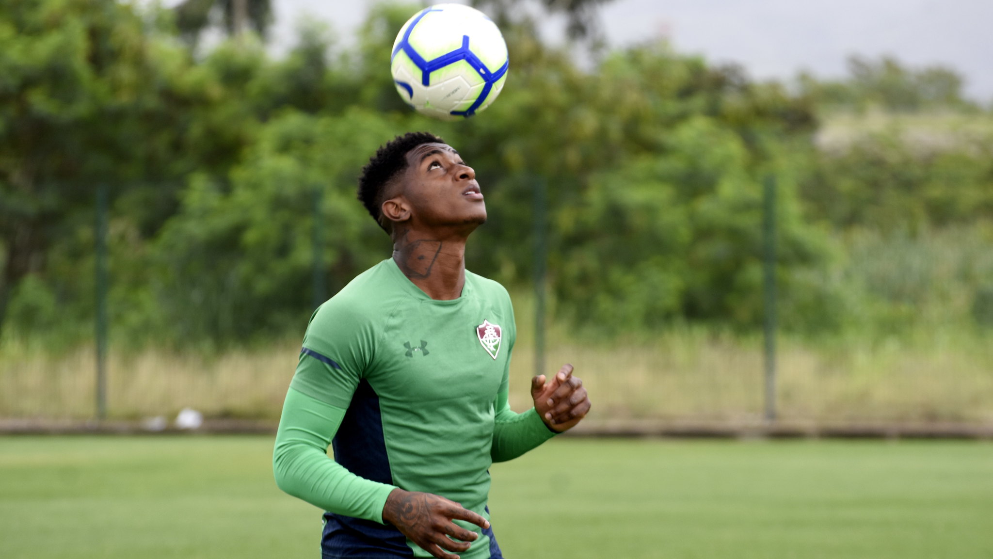 Yony González chega ao Rio de Janeiro para assinar com Fluminense ...