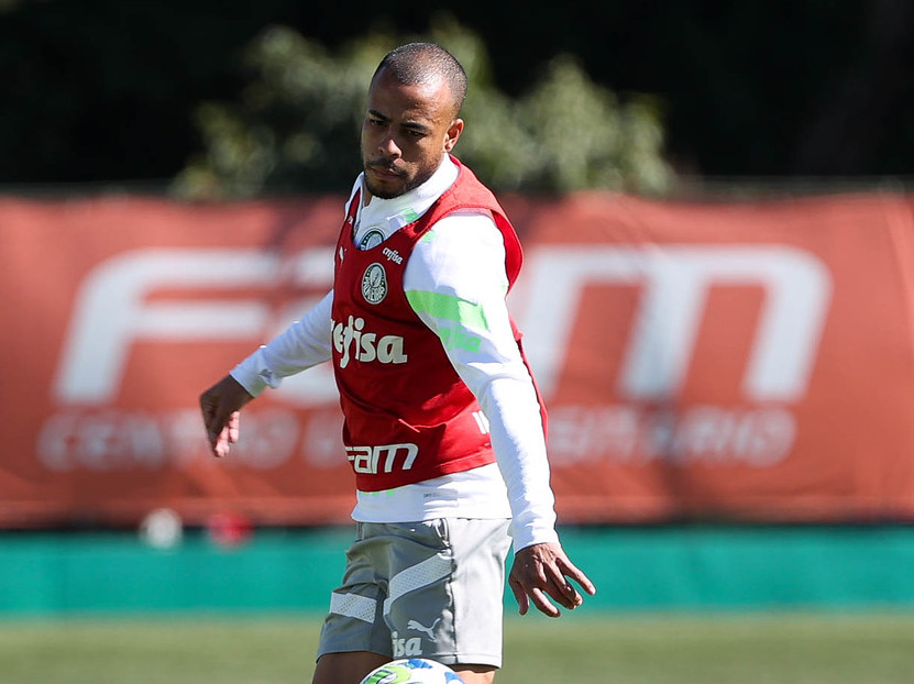 Lateral do Palmeiras, Mayke prega calma antes de duelo contra São Paulo ...
