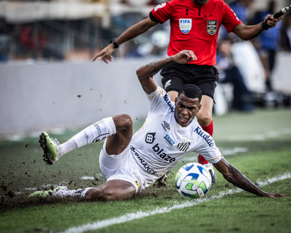 Voltou bem? Veja números de Jean Lucas em sua reestreia pelo Santos ...
