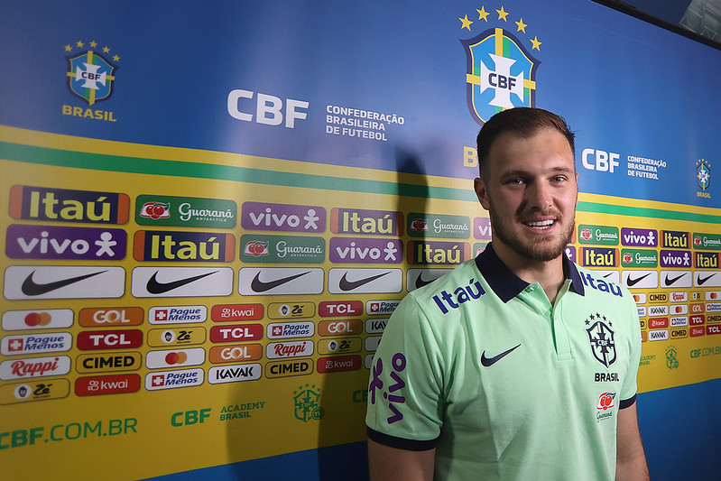 Lucas Perri fala sobre sonho de defender a Seleção Brasileira e ...