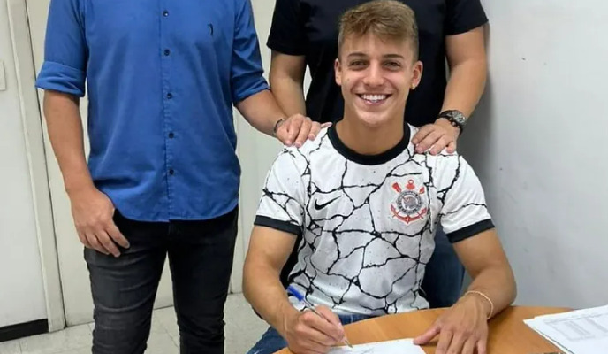 Confira os jovens do Corinthians que estão em final de contrato ...